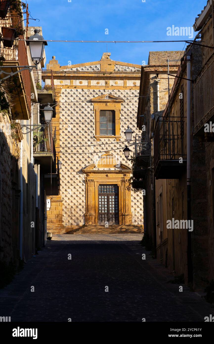Aidone sicily hi-res stock photography and images - Alamy