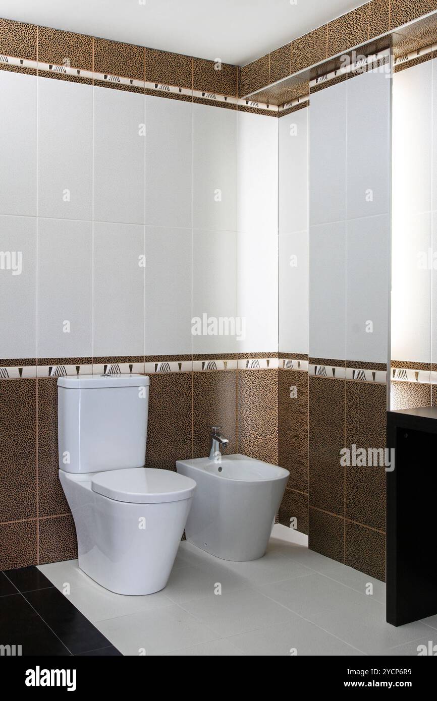 Ceramic new toilet hi-res stock photography and images - Alamy