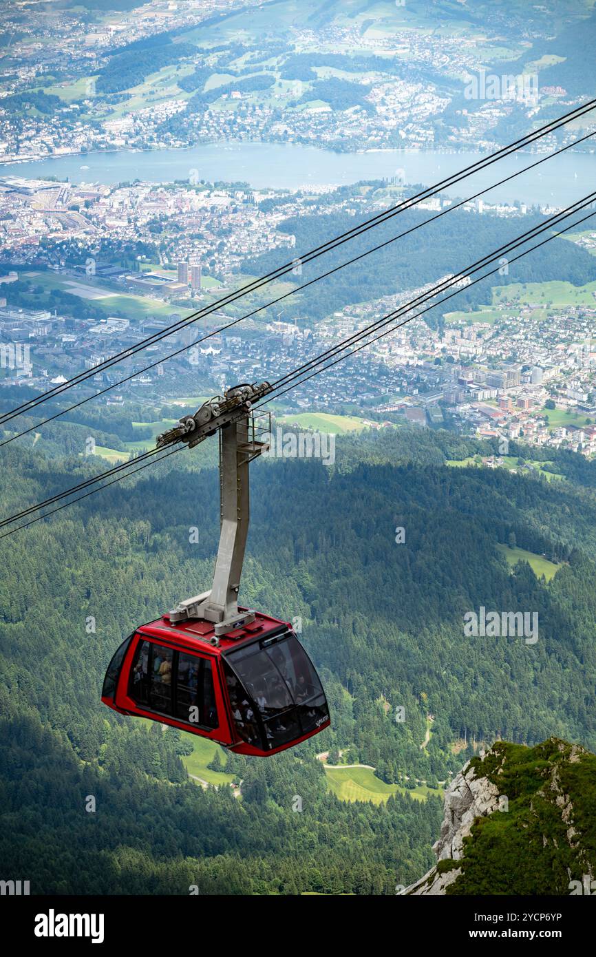 Swiss sky ride gondola hi-res stock photography and images - Alamy