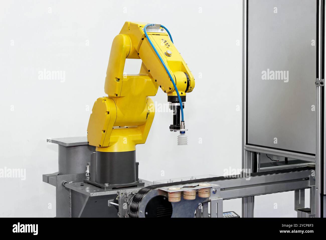Robotic arm production line in hi-res stock photography and images - Alamy