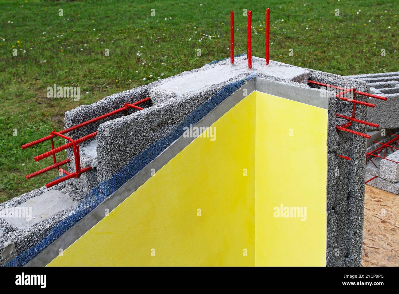 Wall construction hi-res stock photography and images - Alamy