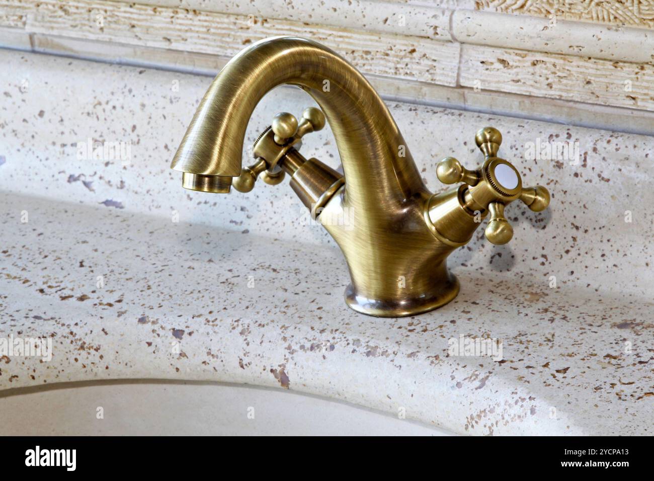 Retro bathroom sink tap hi-res stock photography and images - Alamy