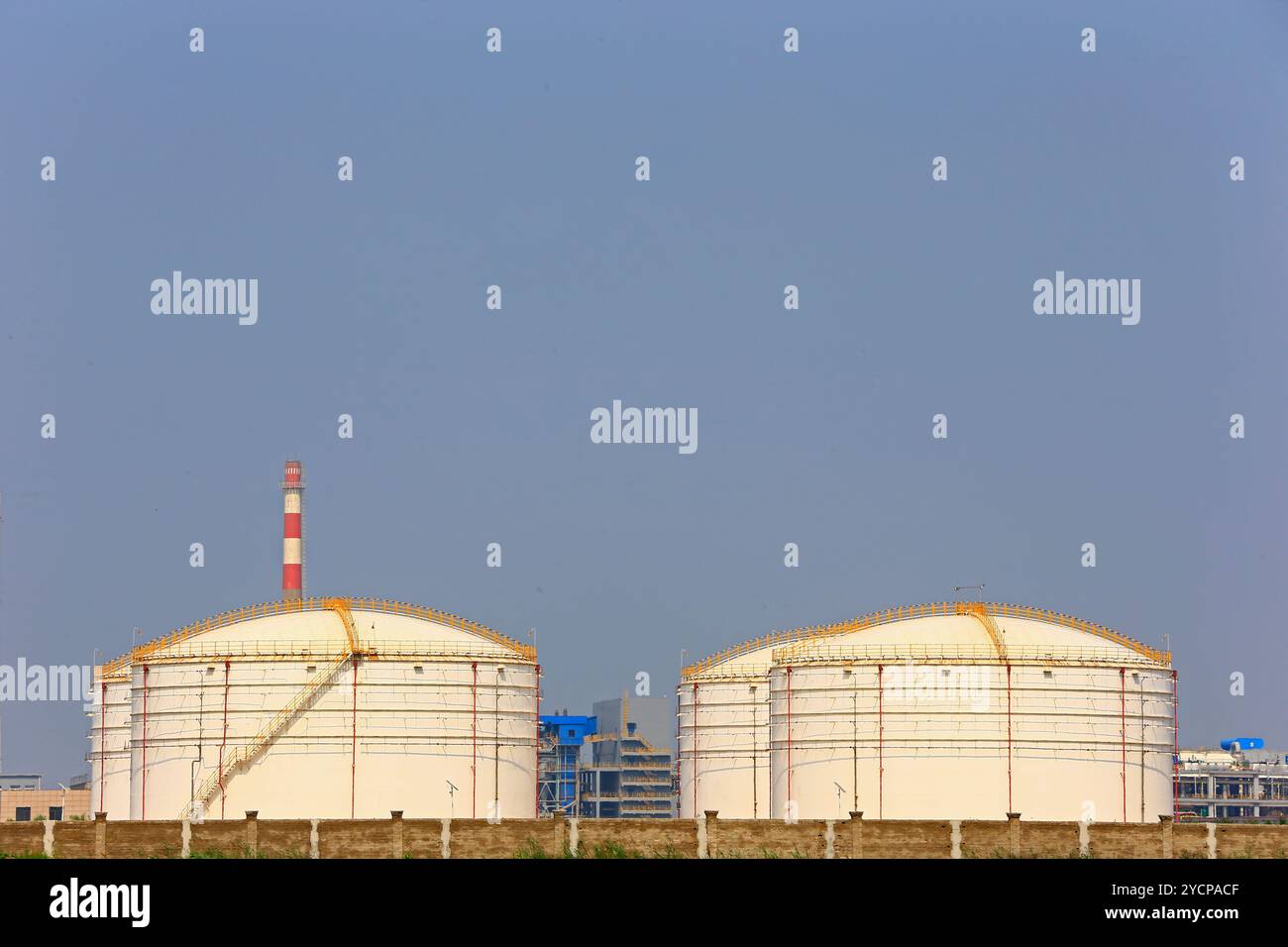 Oil storage tank, industrial equipment Stock Photo - Alamy