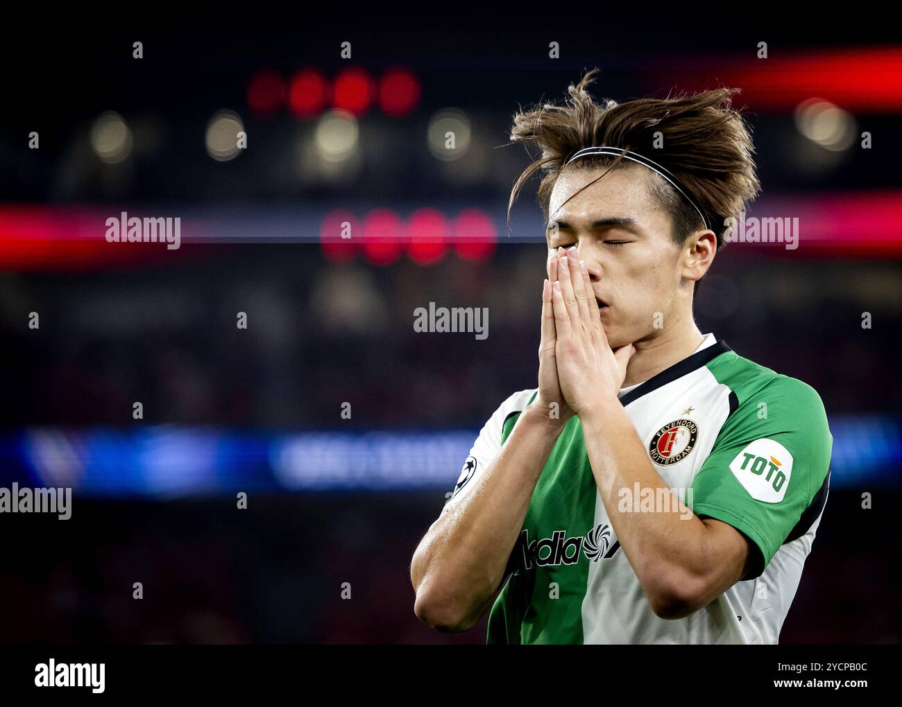 LISSABON - Ayase Ueda of Feyenoord celebrates the 0-1 during the UEFA ...