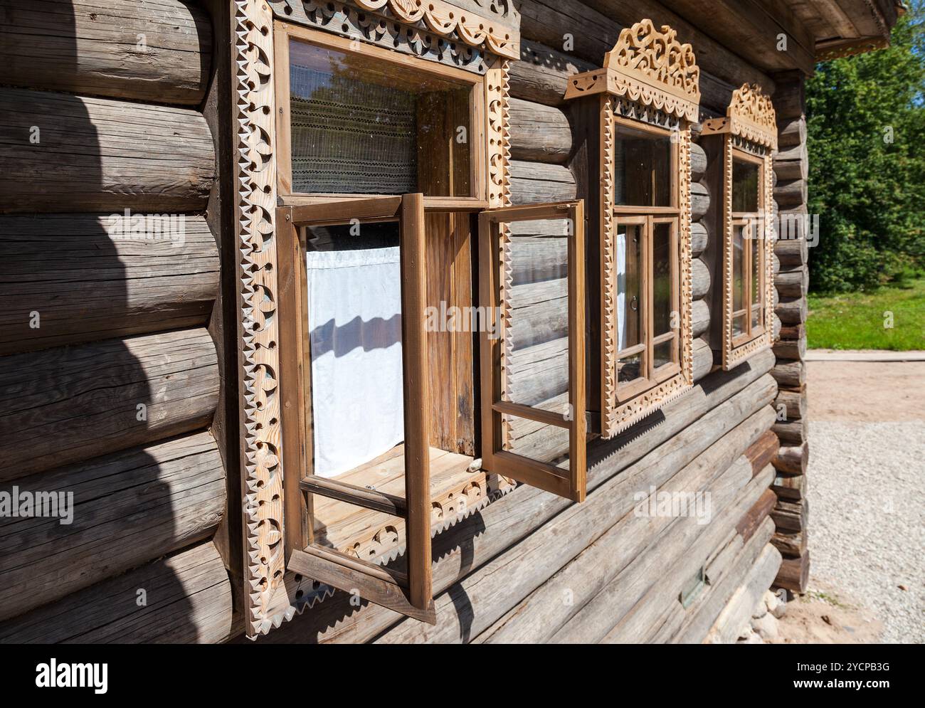 Old wood windows hi-res stock photography and images - Alamy