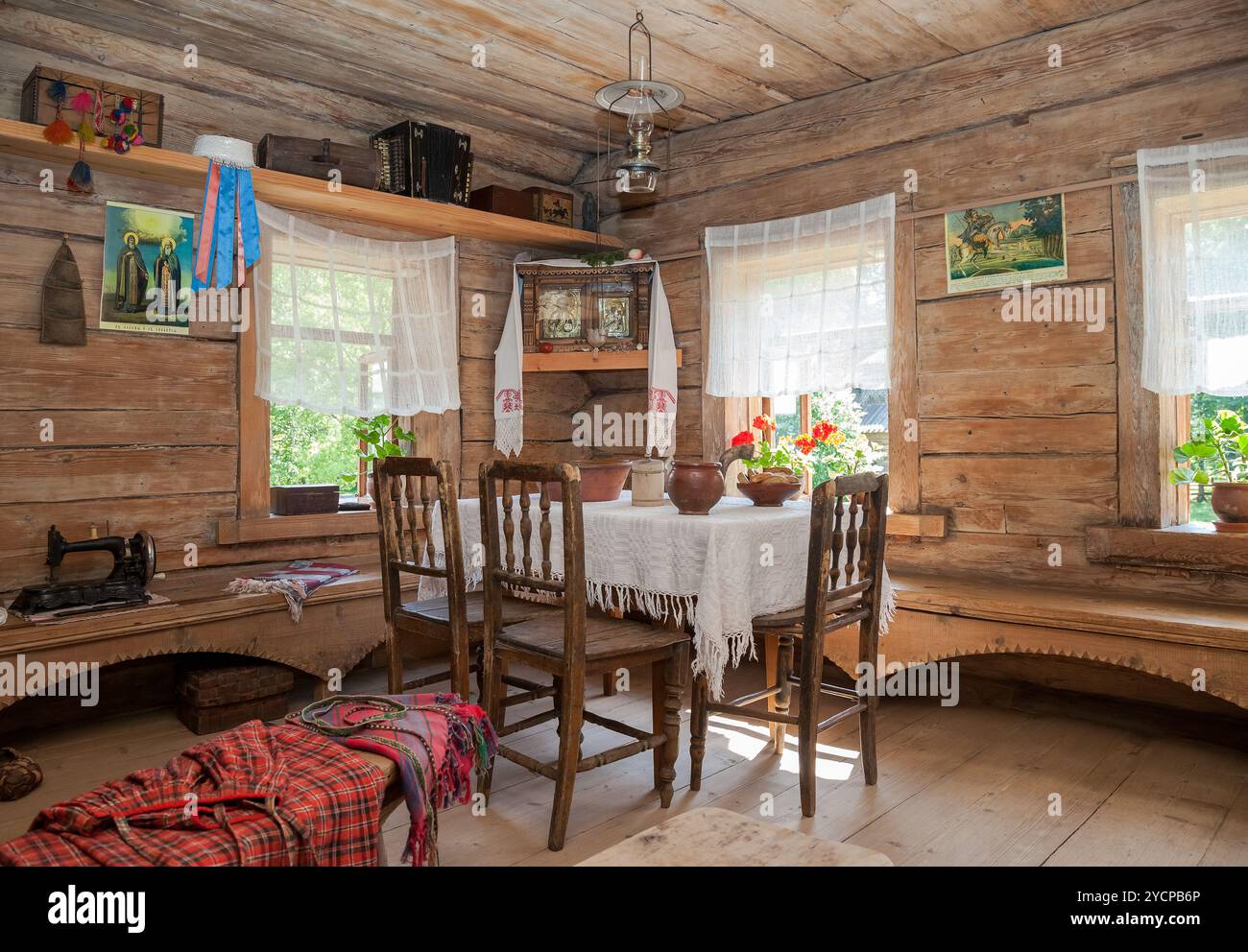 Interior of old rural wooden house Stock Photo - Alamy