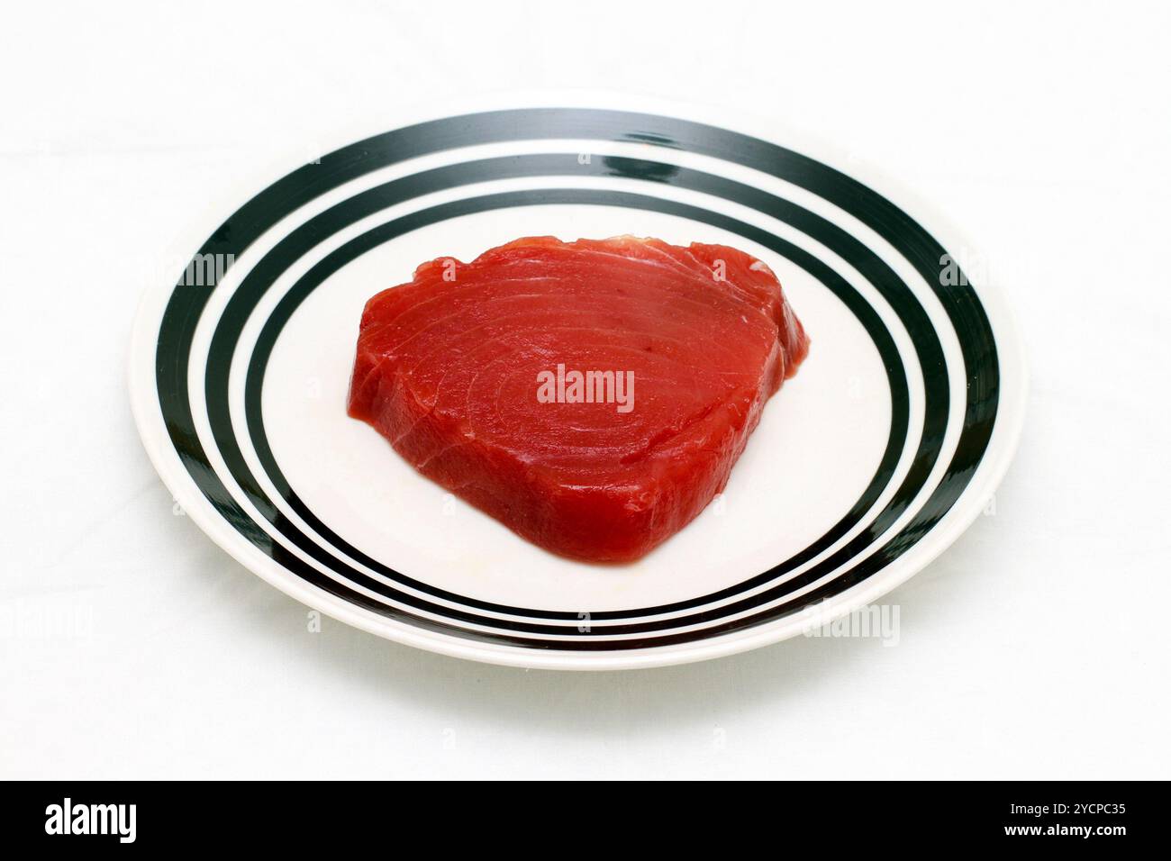 Fresh raw big tuna hi-res stock photography and images - Alamy
