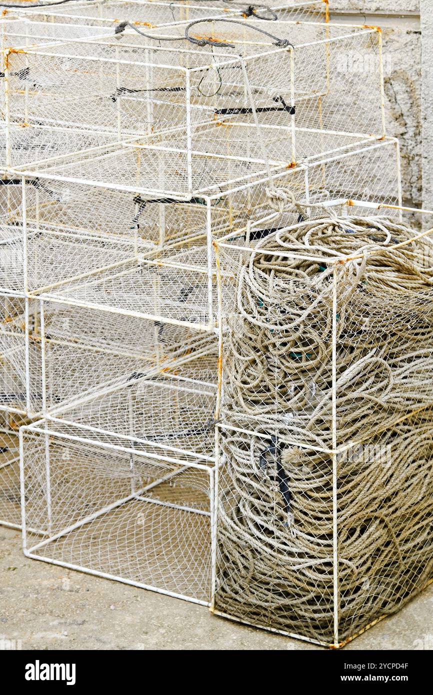 Fish trap commercial hi-res stock photography and images - Alamy