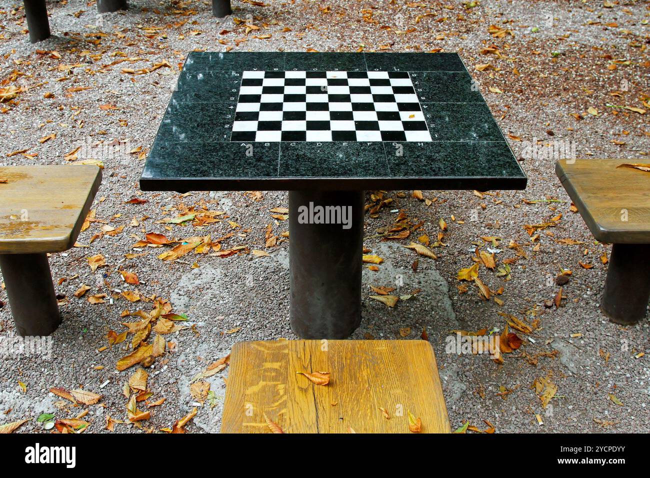Green marble chess board hi-res stock photography and images - Alamy