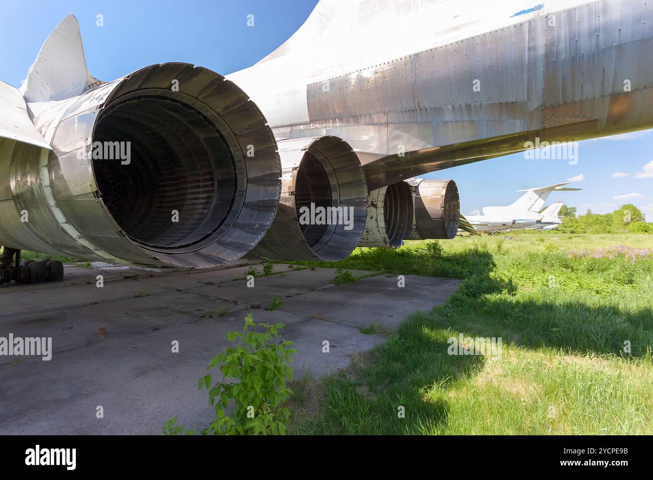 White passenger air jet hi-res stock photography and images - Alamy