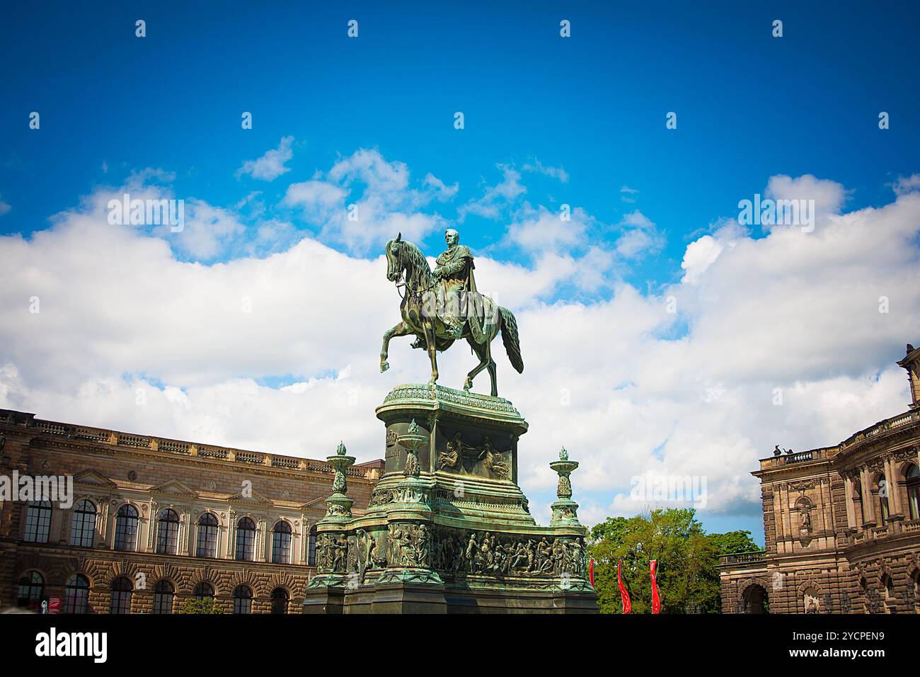 John short statue hi-res stock photography and images - Alamy