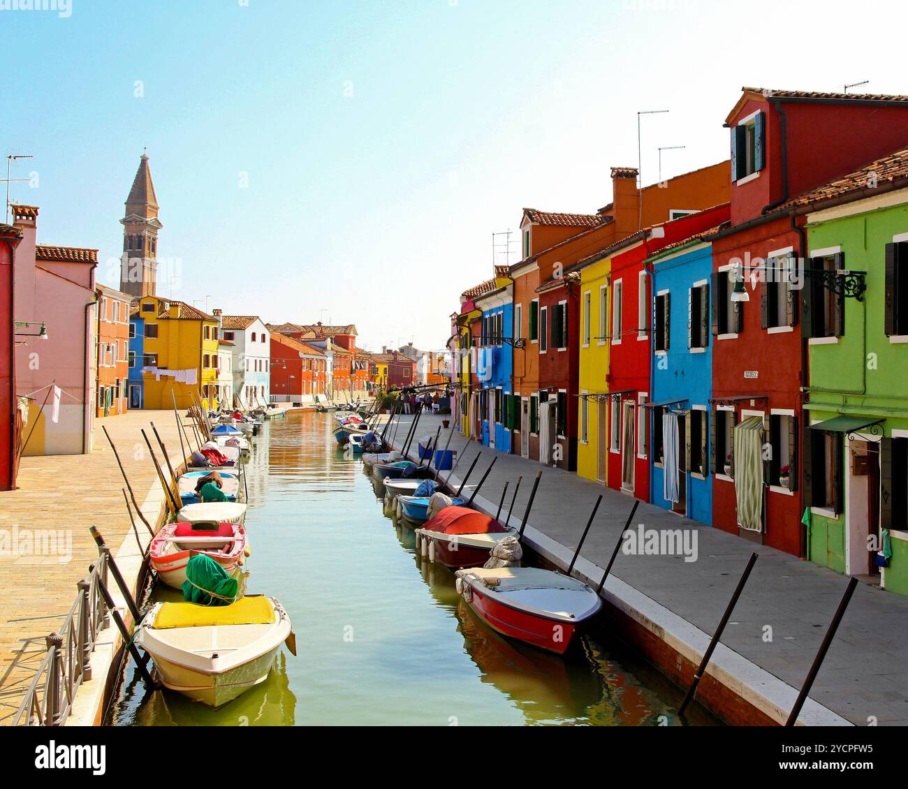 Calm street hi-res stock photography and images - Alamy