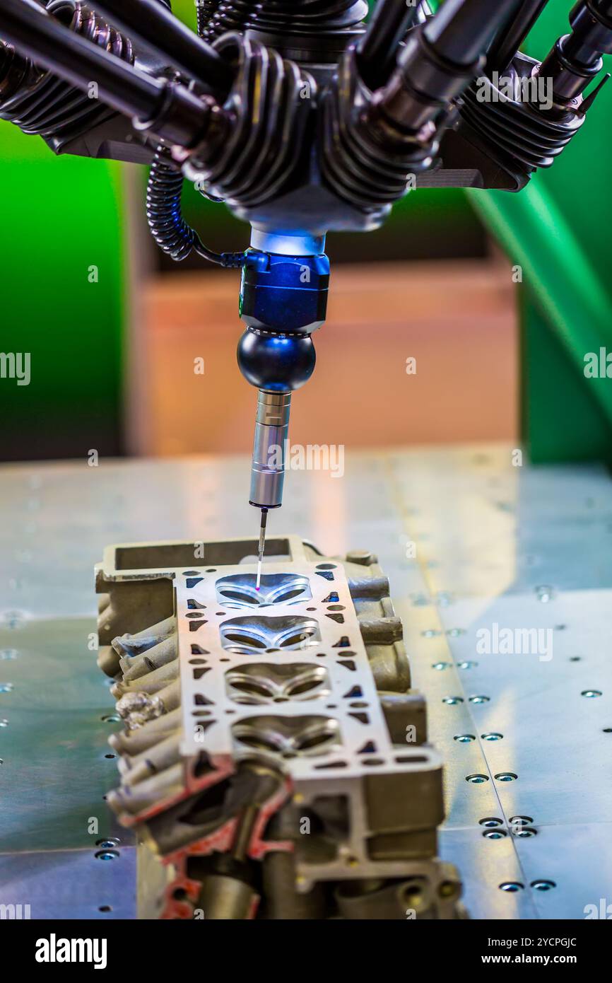 Cnc machine tools hi-res stock photography and images - Alamy