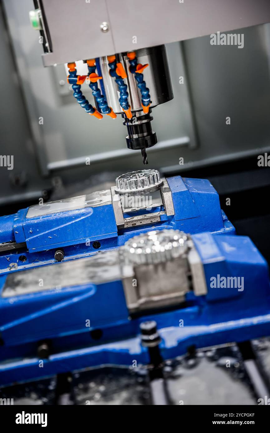 Modern industrial metalworking cnc hi-res stock photography and images ...