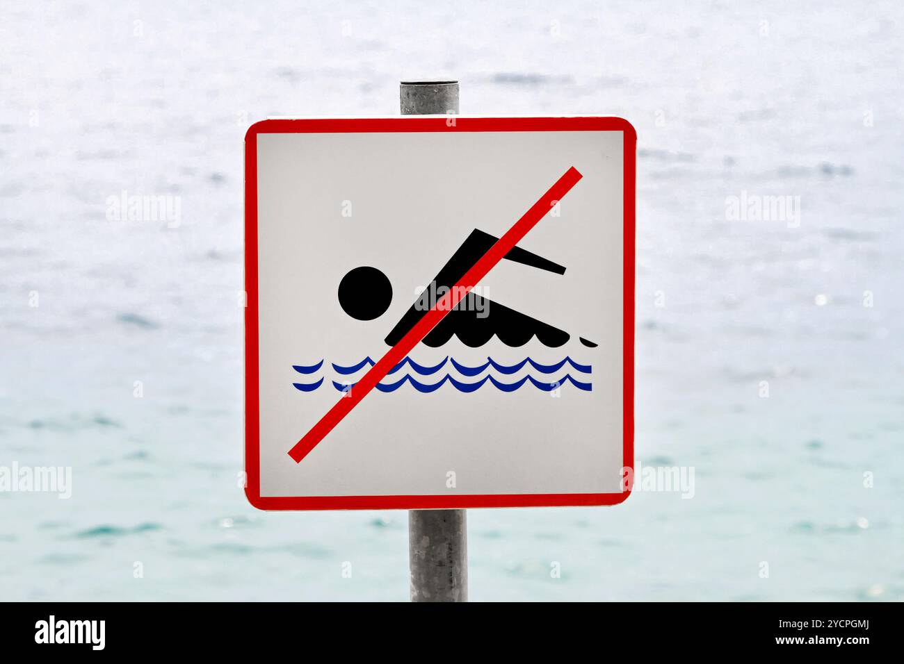 No swimming allowed hi-res stock photography and images - Alamy