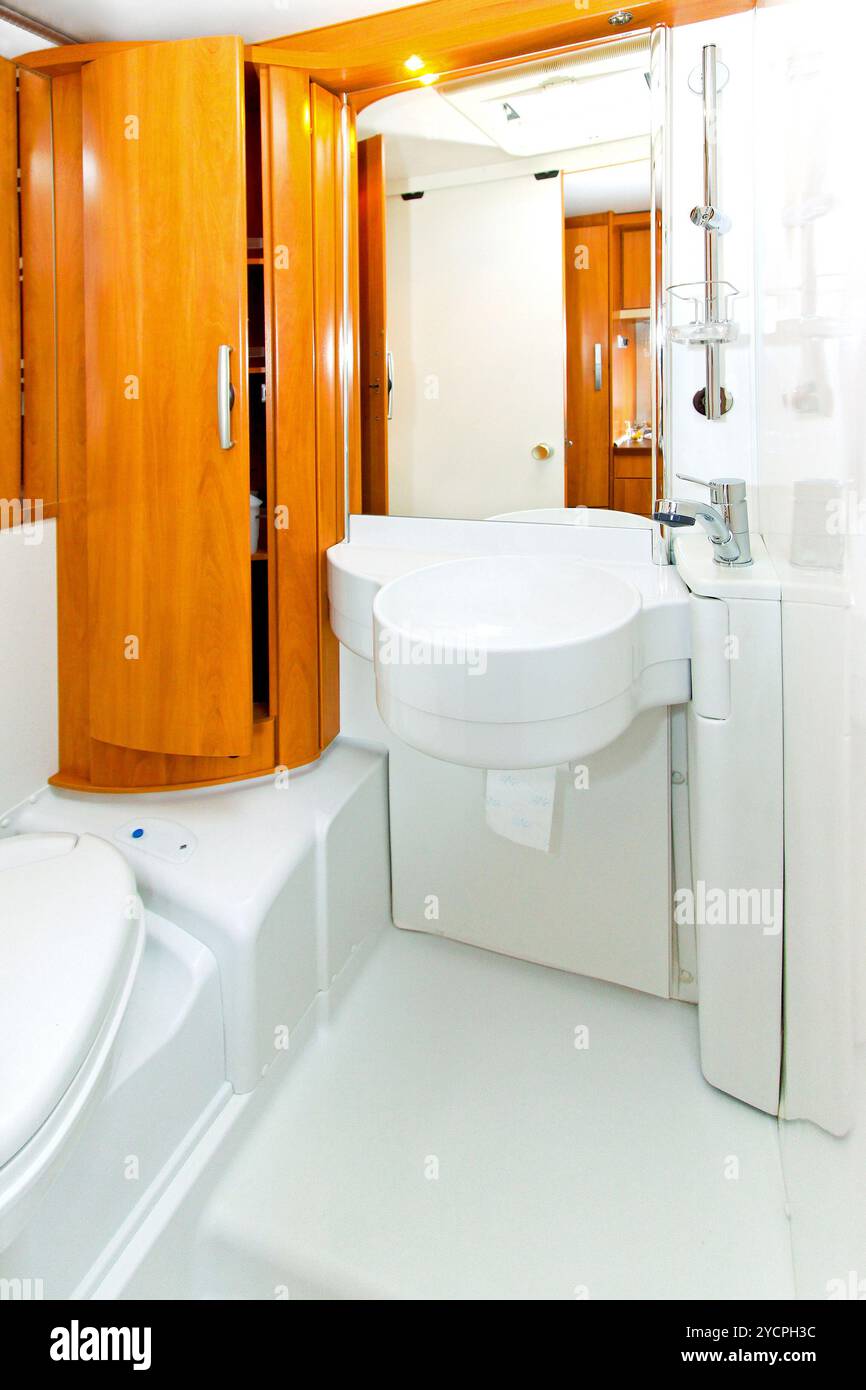 Caravan bathroom hi-res stock photography and images - Alamy