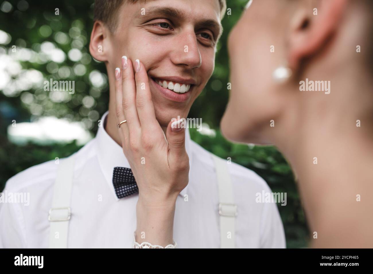 Portrait groom in nature hi-res stock photography and images - Alamy