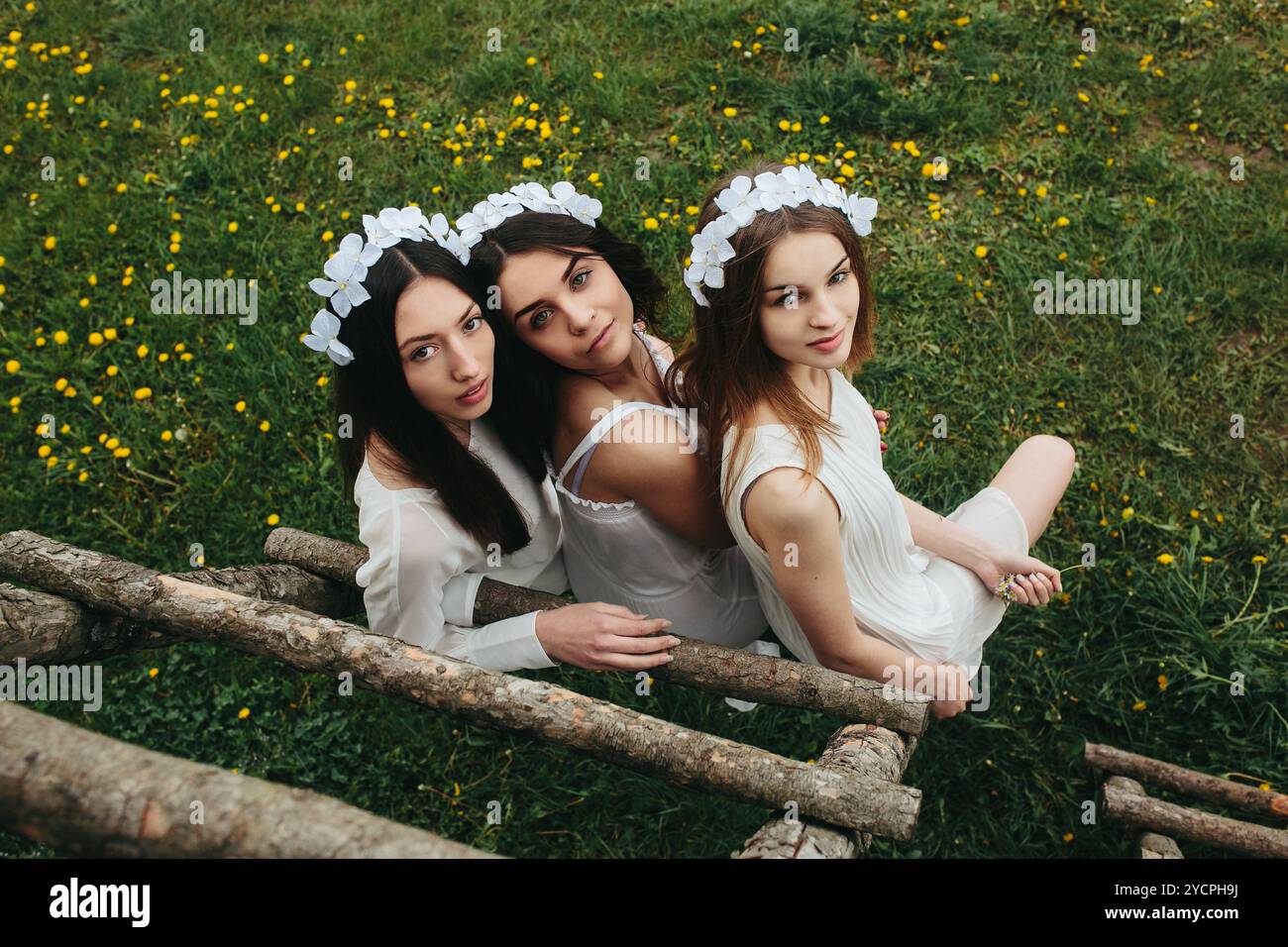 Girls outdoor activity hi-res stock photography and images - Alamy