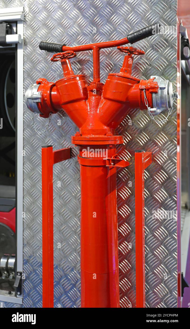 Hydrant valves hi-res stock photography and images - Alamy