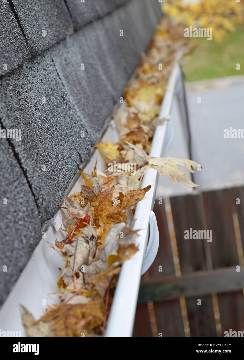 White rain gutter hi-res stock photography and images - Alamy