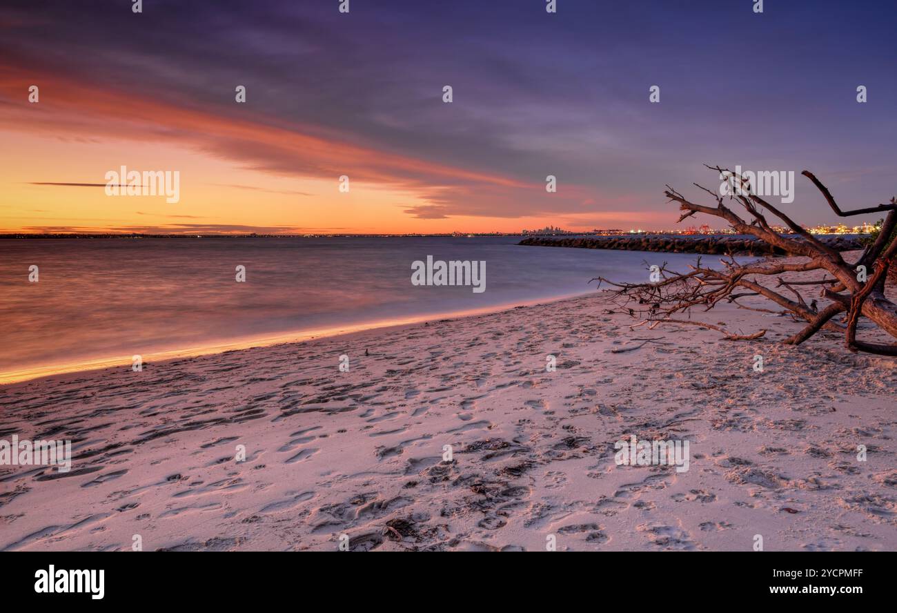 Silver beach botany bay hi-res stock photography and images - Alamy