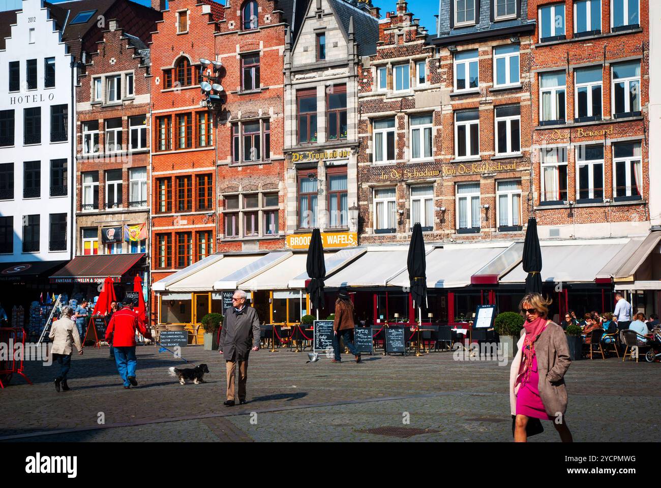 Famous antwerp historic building hi-res stock photography and images ...