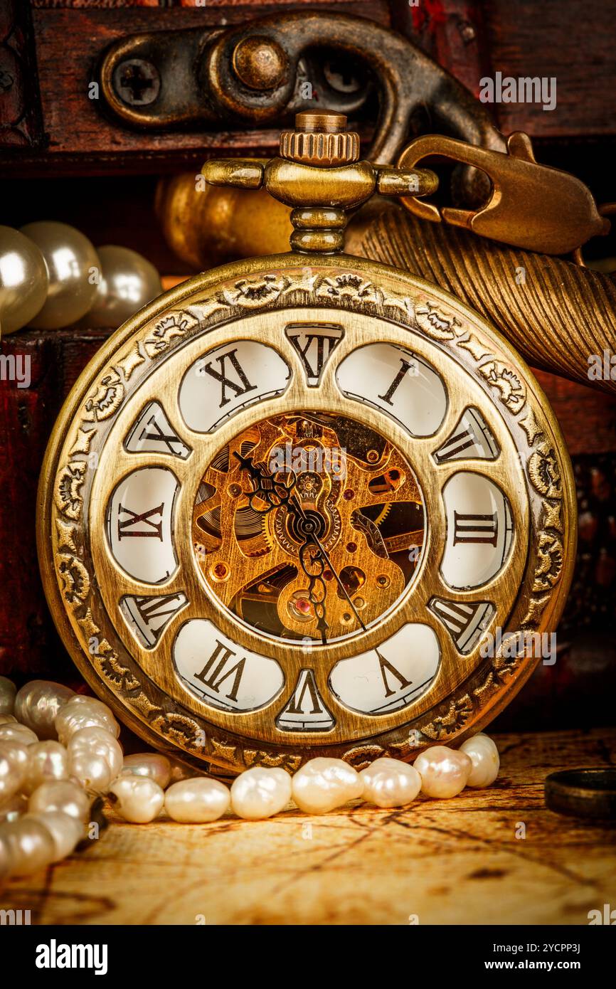 Vintage pocket watch Stock Photo - Alamy