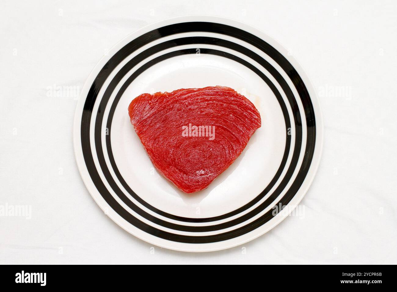 Fresh raw big tuna hi-res stock photography and images - Alamy