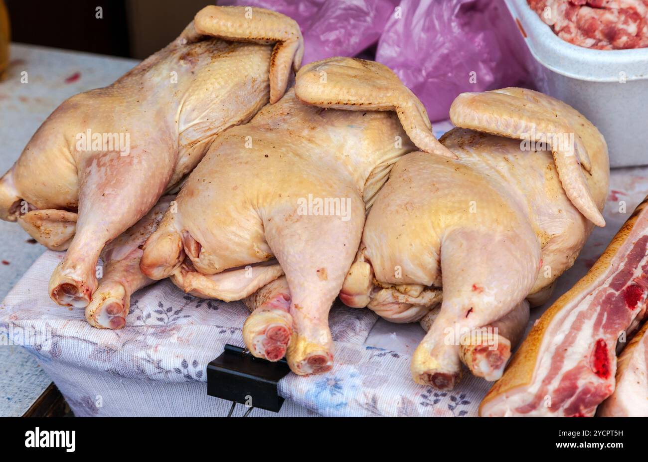 Meat of poultry ready to sale at the farmers market Stock Photo - Alamy