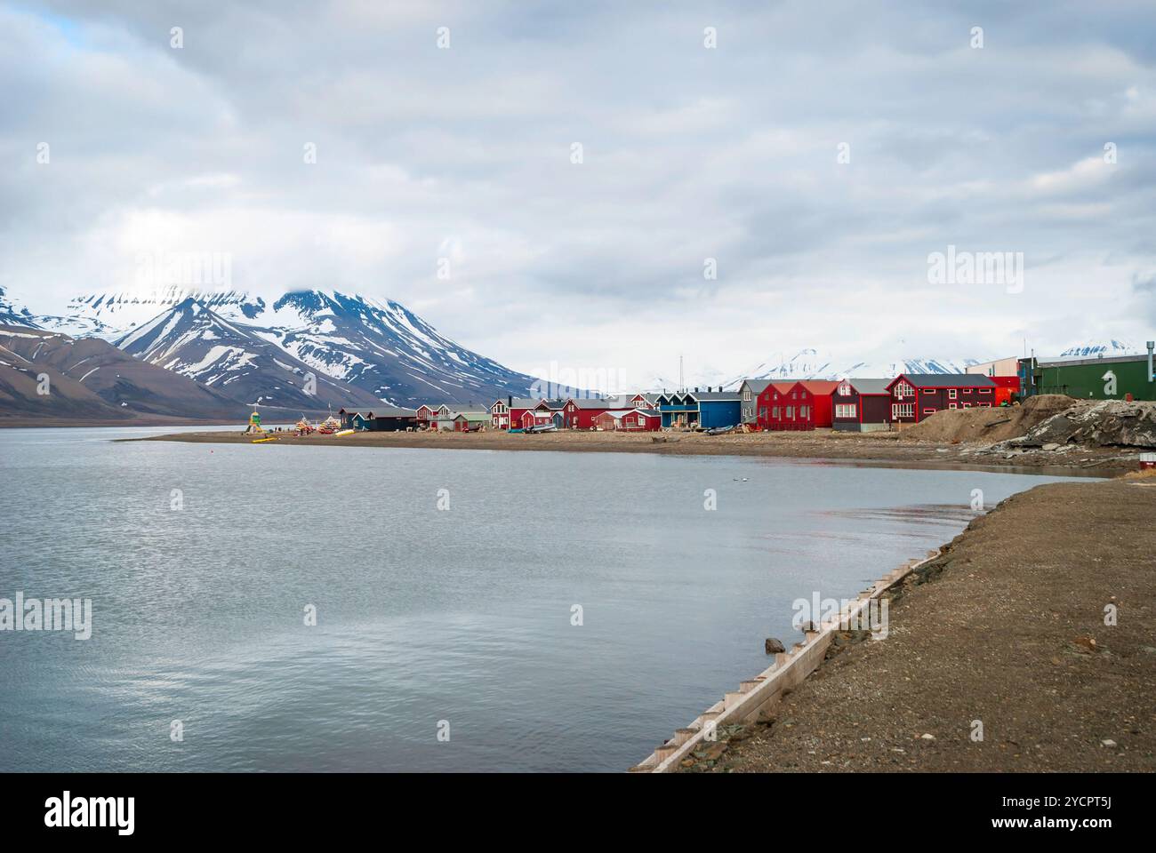 Svalbard city hi-res stock photography and images - Alamy