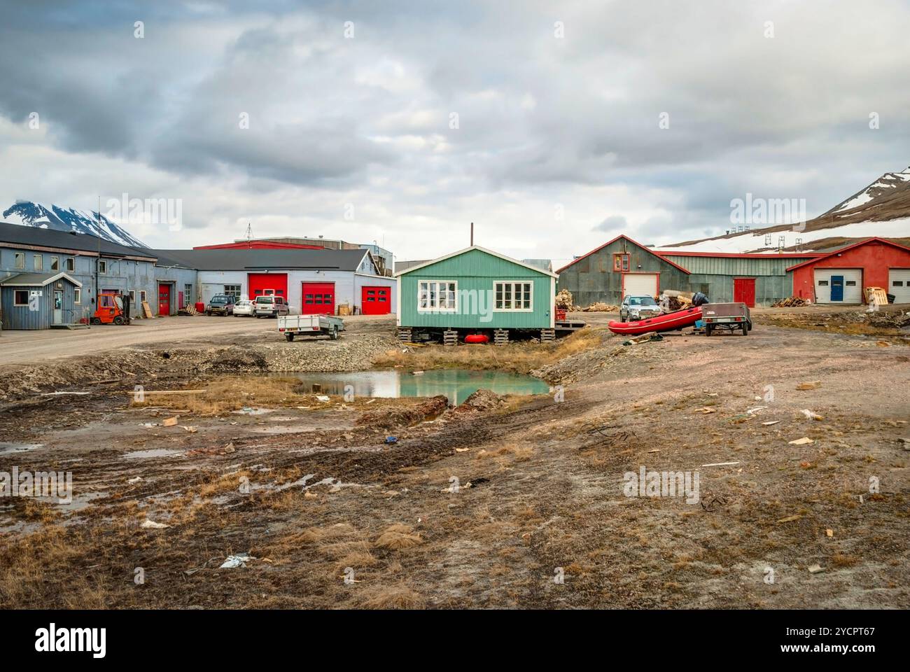 Houses in Longyearbyen, Svalbard - HDR photo Stock Photo - Alamy