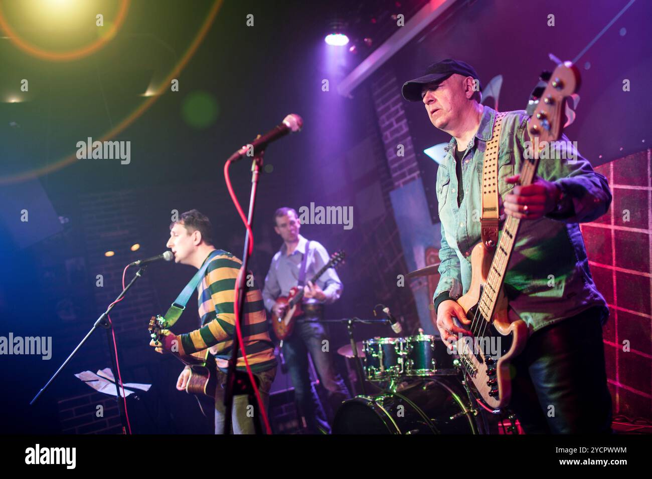 Empty rock music stage hi-res stock photography and images - Alamy