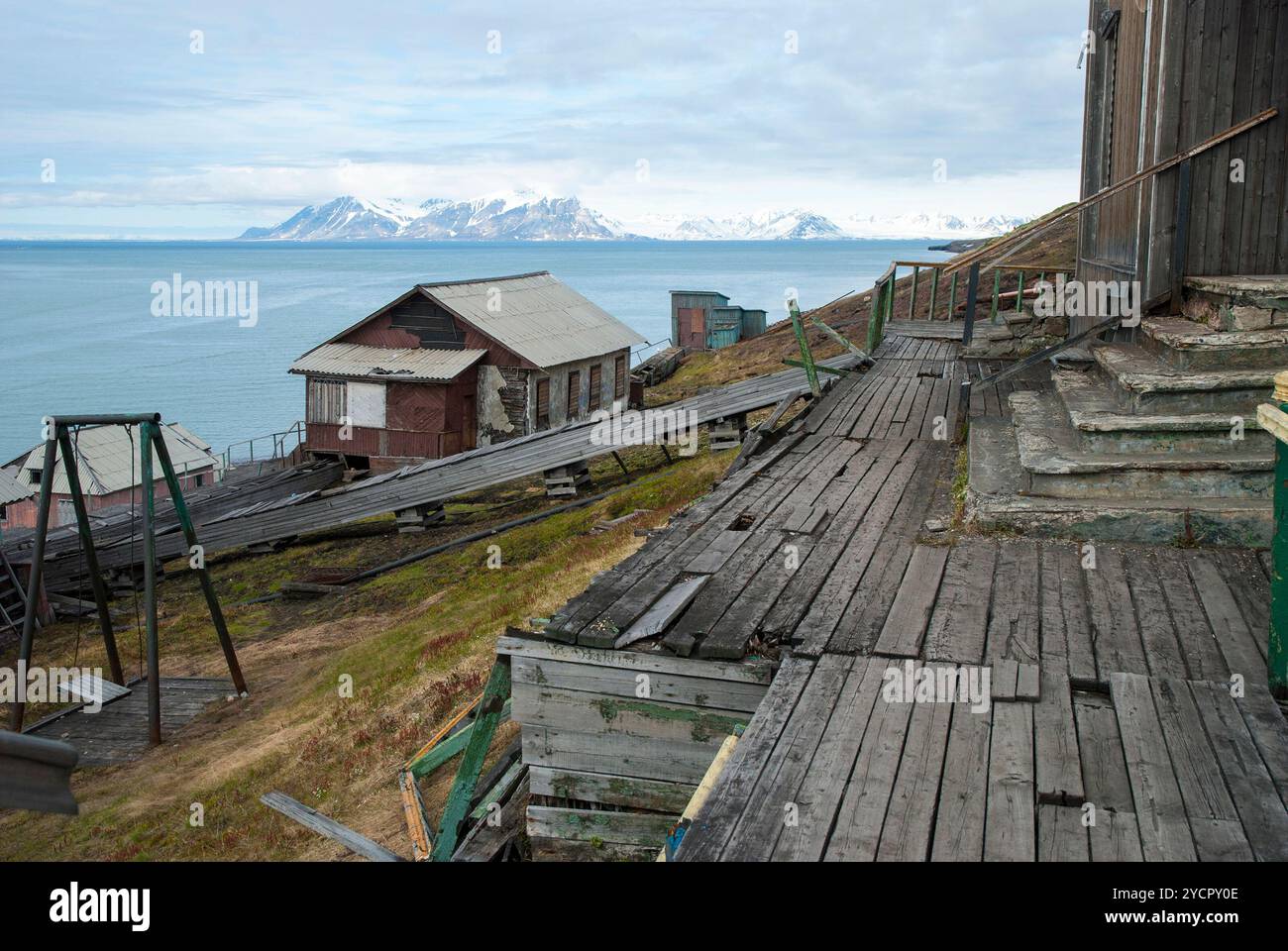 Abandoned house in Barentsburg, Russian settlement in Svalbard Stock ...