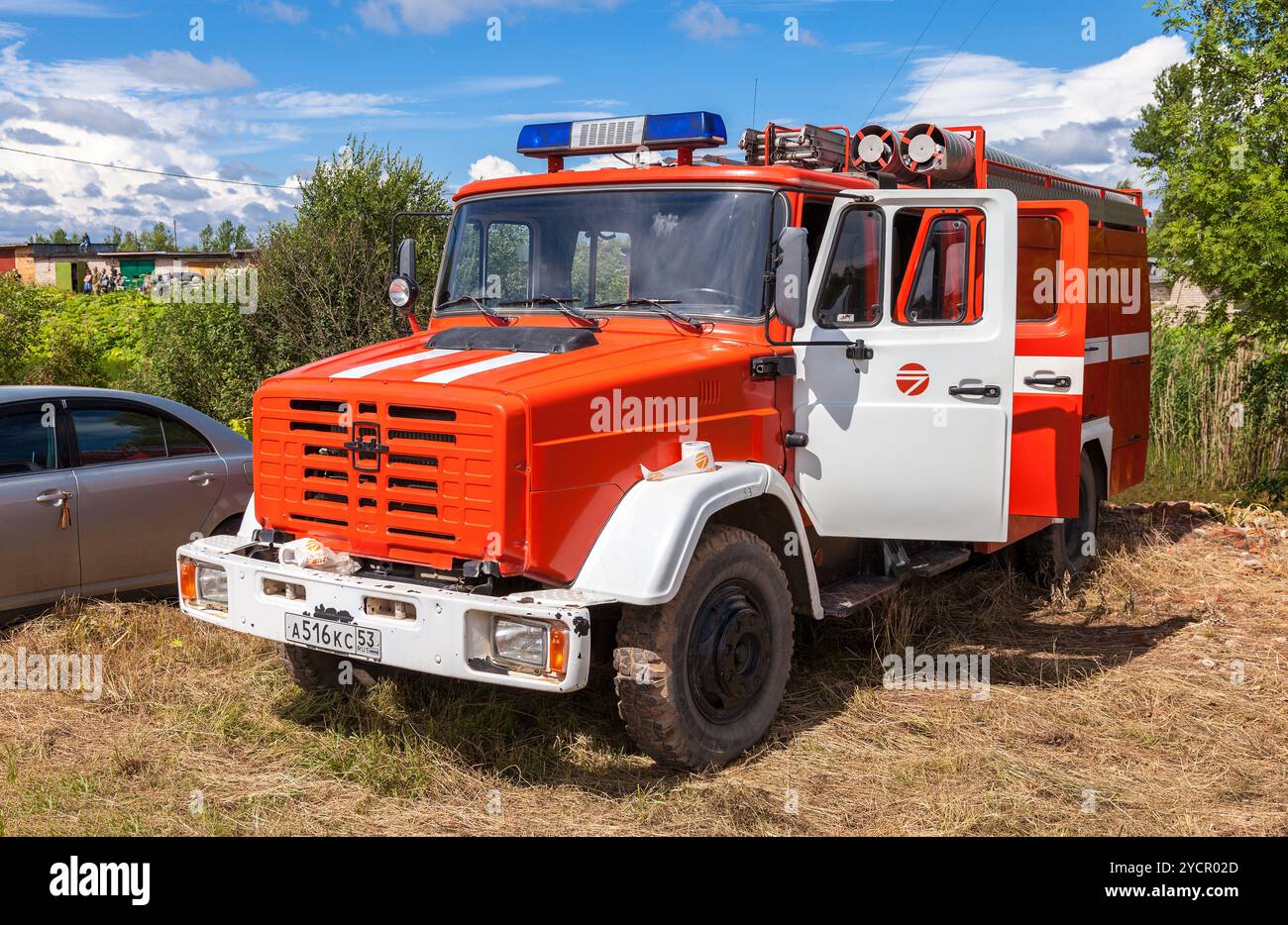 Parked fire truck hi-res stock photography and images - Alamy