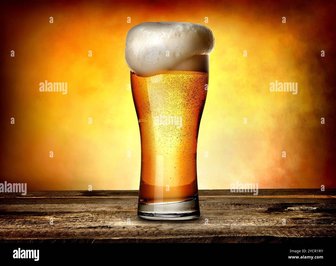 Foam on beer Stock Photo - Alamy