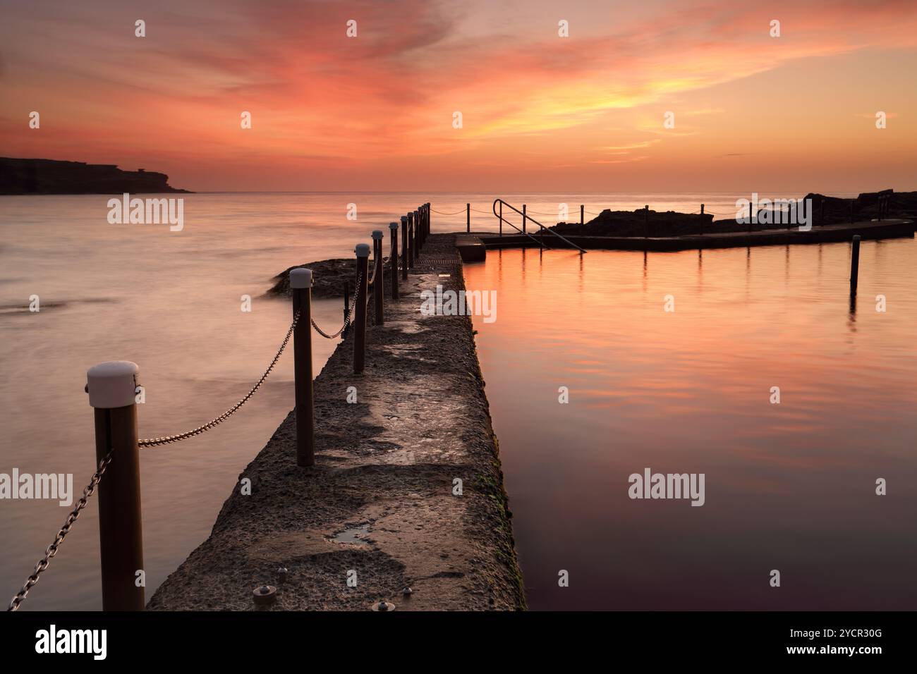 Australia ocean swim hi-res stock photography and images - Alamy