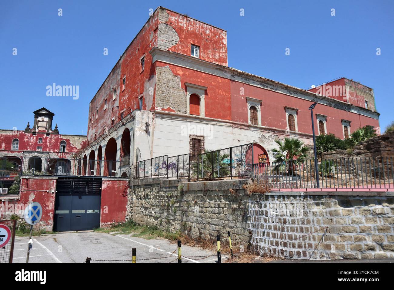 Napoli - Palazzo Carafa di Santa Severina a Pizzofalcone Stock Photo ...