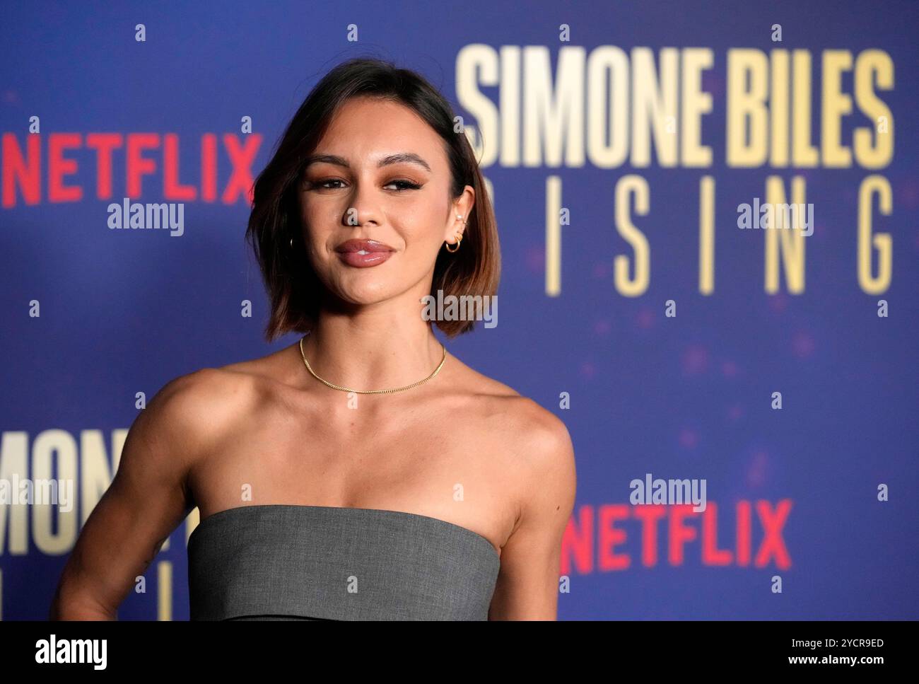 Olivia Cava poses at the premiere of the Netflix documentary series ...