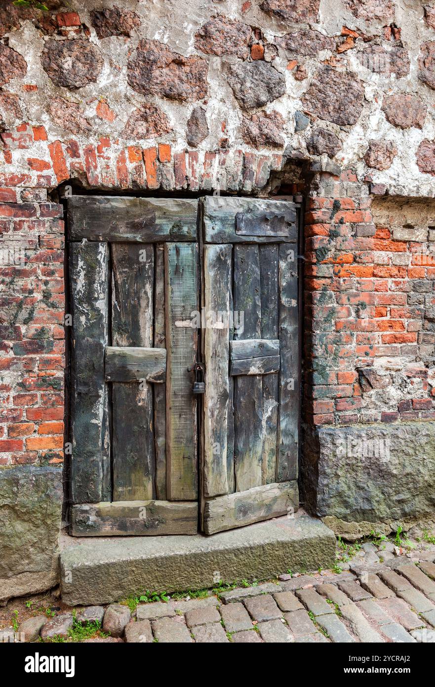 Russia entrance gate door hi-res stock photography and images - Alamy