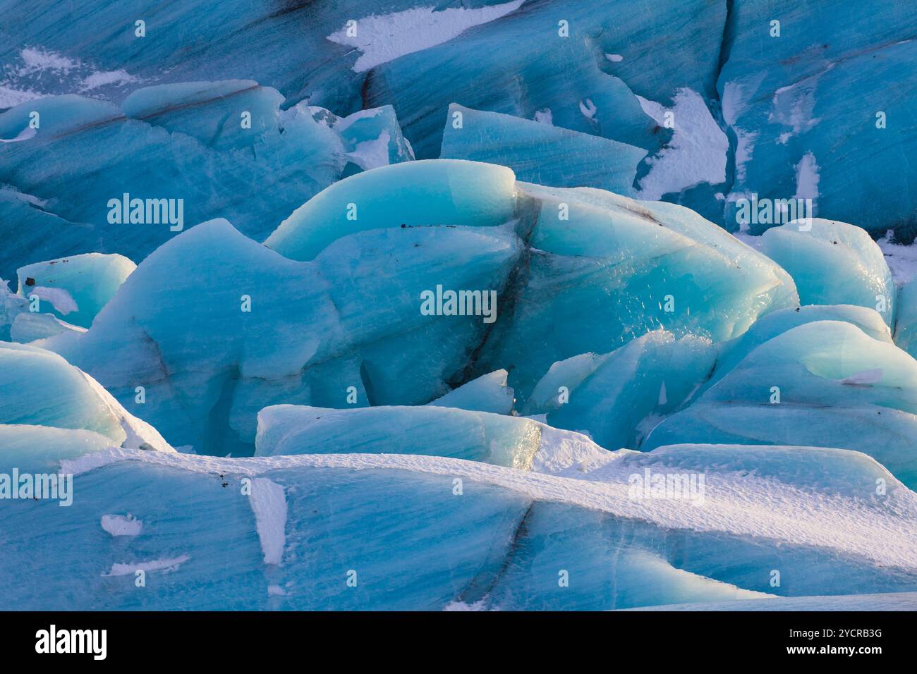 Ice formations at the Svinafellsjoekull glacier tongue, Vatnajoekull ...