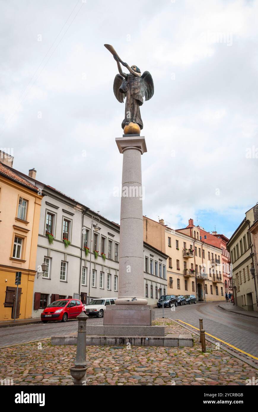 Statue in vilnius hi-res stock photography and images - Alamy