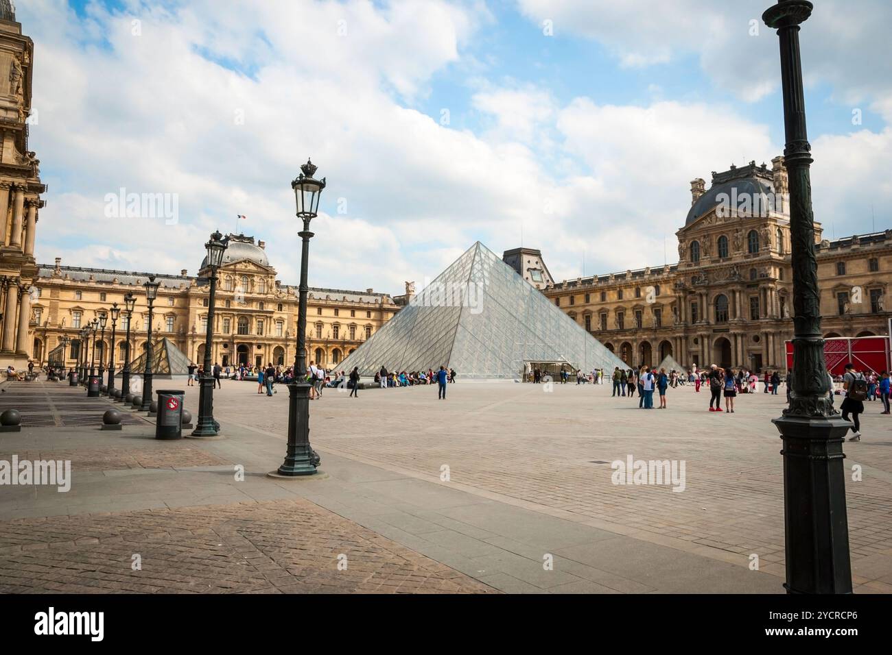 Transparent pyramid hi-res stock photography and images - Alamy