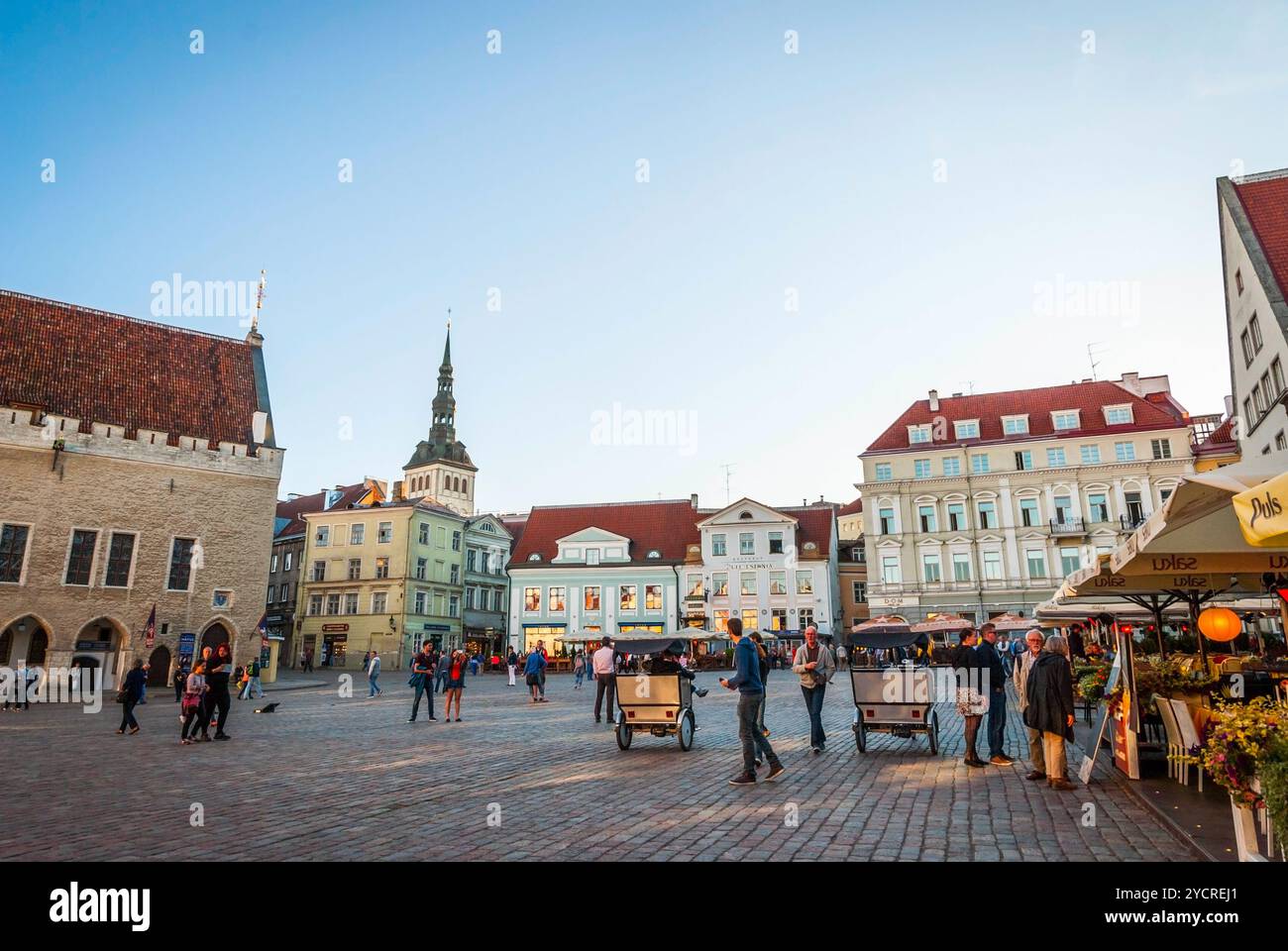 Market hall country town hi-res stock photography and images - Alamy