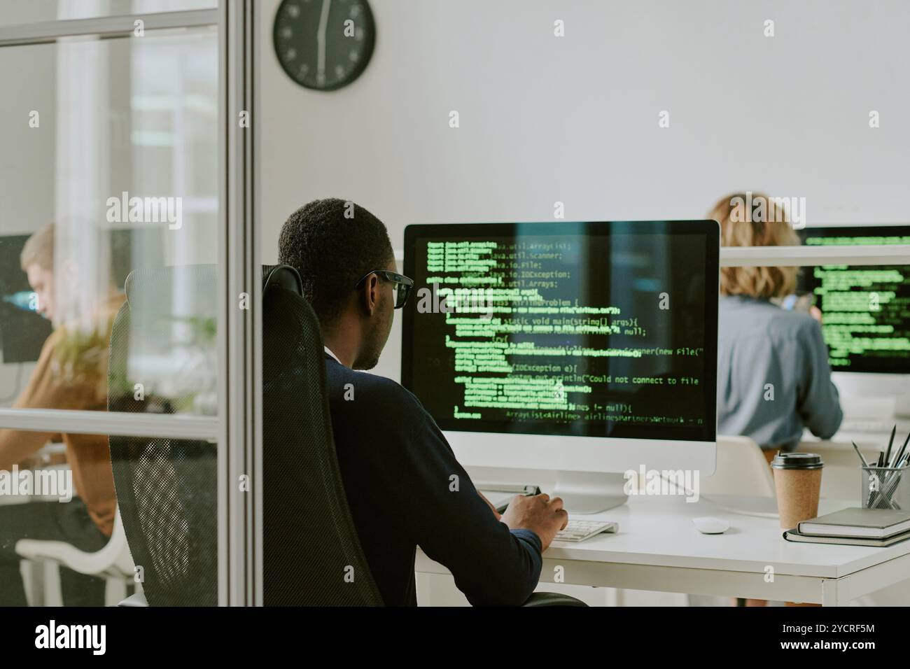 Young unrecognizable woman white hat hi-res stock photography and ...