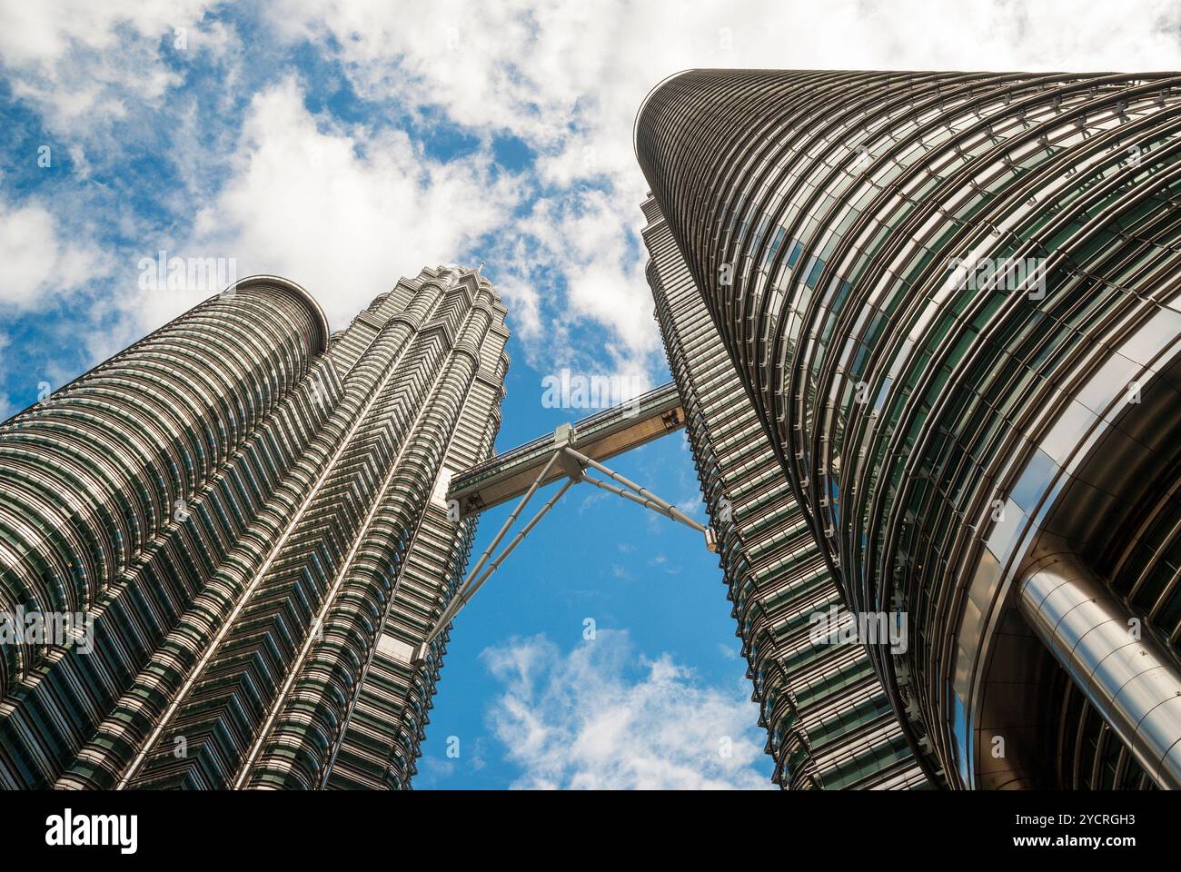 High rise twin towers hi-res stock photography and images - Alamy