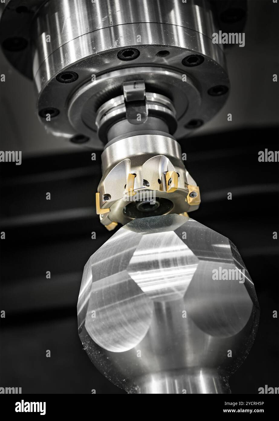 Automated machine tool hi-res stock photography and images - Alamy