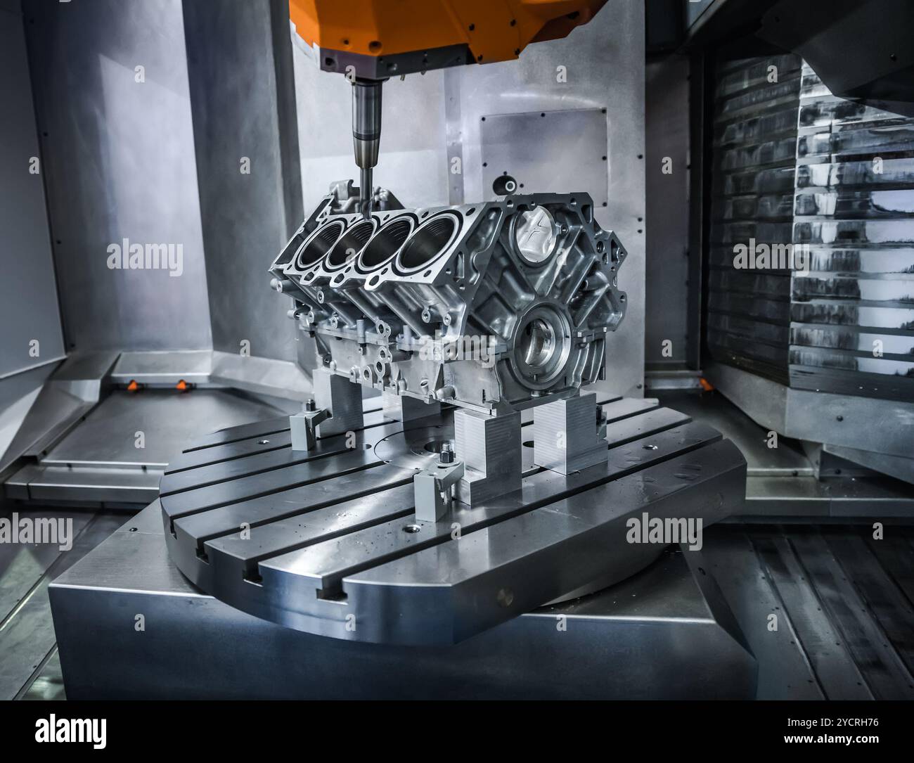 Cnc machine engine hi-res stock photography and images - Alamy