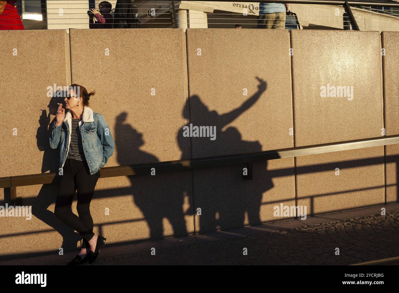 Tour group sun city hi-res stock photography and images - Alamy