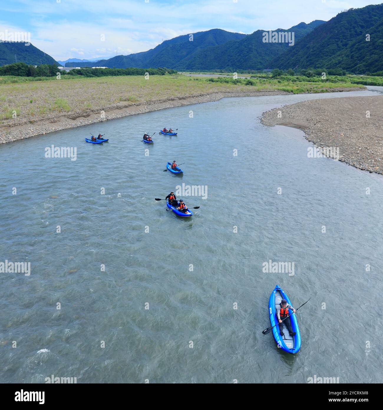The upstream side of the Chikumagawa River and canoes seen from Omobo ...