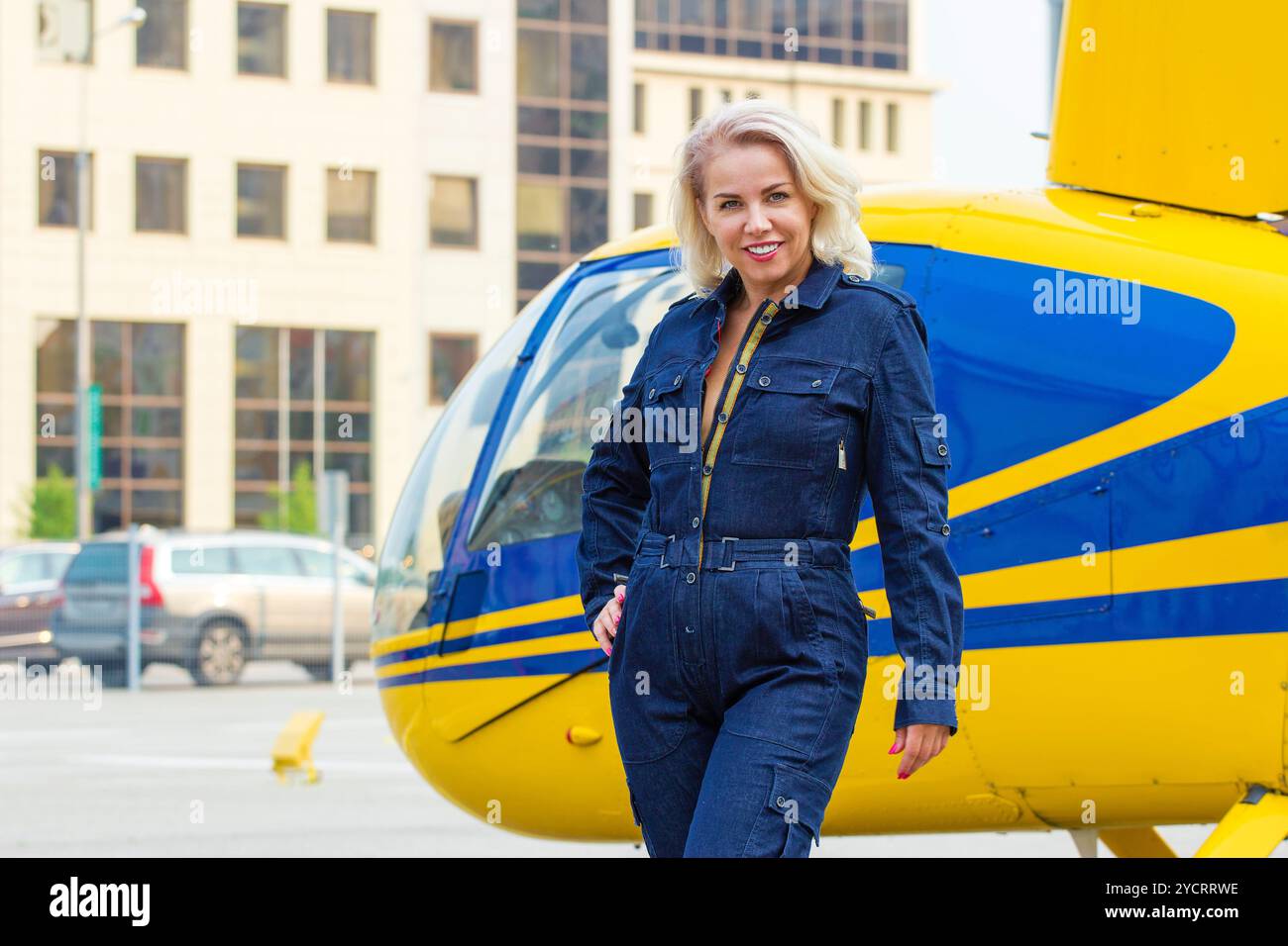Female helicopter pilot hi-res stock photography and images - Alamy